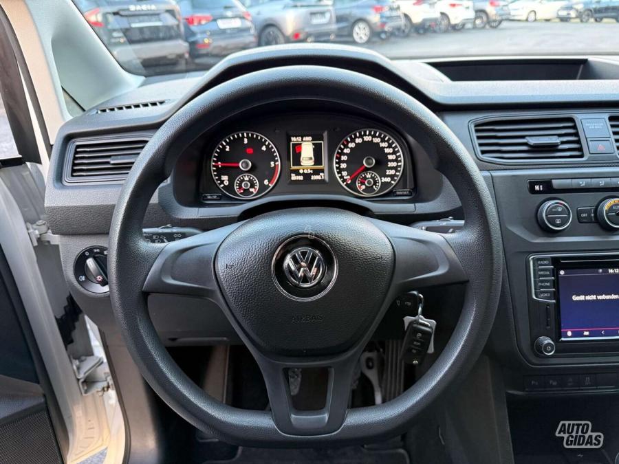White Volkswagen Caddy 2019 in Kaunas, with an engine capacity of 2.00 L and mileage of 90 thousand km for 24439 €, photo 13 on AUTOMOTO.COM.LV