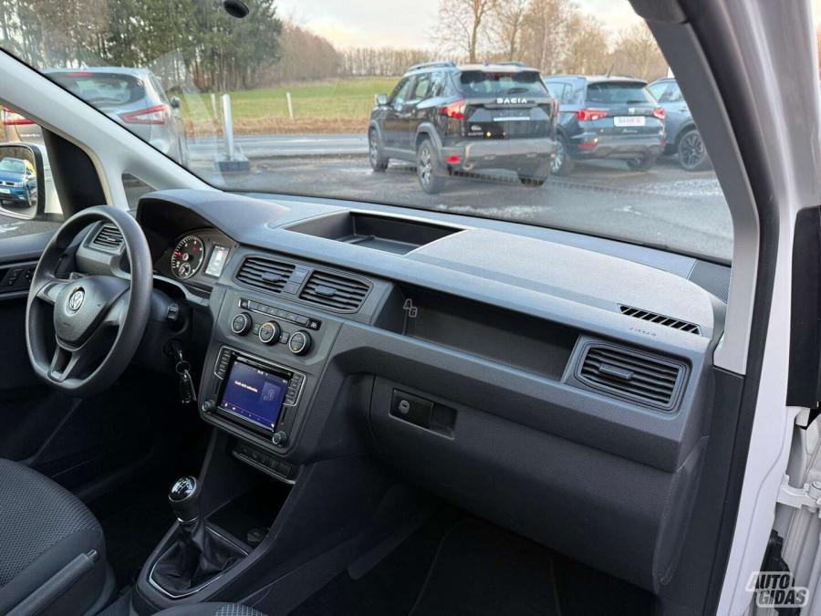 White Volkswagen Caddy 2019 in Kaunas, with an engine capacity of 2.00 L and mileage of 90 thousand km for 24439 €, photo 18 on AUTOMOTO.COM.LV
