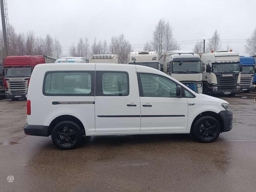 White Volkswagen Caddy 2019 in Panevezys, with an engine capacity of 2.00 L and mileage of 288 thousand km for 8700 €, photo 2 on AUTOMOTO.COM.LV