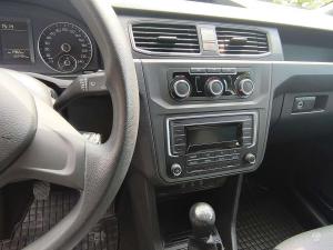 White Volkswagen Caddy 2019 in Vilnius, with an engine capacity of 1.97 L and mileage of 123 thousand km for 10000 €, photo 9 on AUTOMOTO.COM.LV