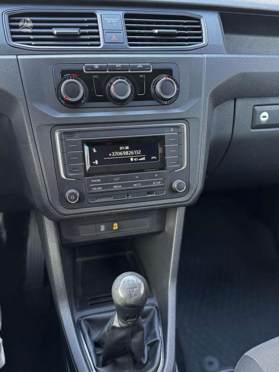Balts Volkswagen Caddy 2019 Kauņa, ar dzinēja tilpumu 1.20 L un nobraukumu 158 tūkst. km par 8250 €, foto 23 vietnē AUTOMOTO.COM.LV