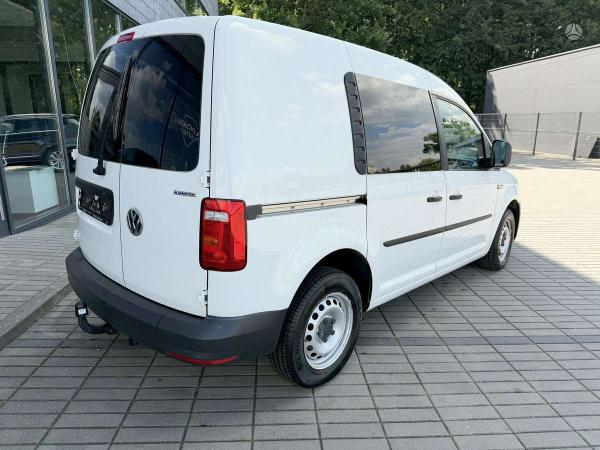 Balts Volkswagen Caddy 2019 Kauņa, ar dzinēja tilpumu 1.40 L un nobraukumu 70 tūkst. km par 9900 €, foto 3 vietnē AUTOMOTO.COM.LV