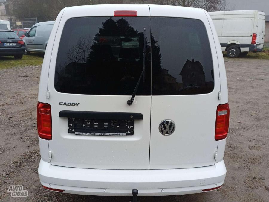 White Volkswagen Caddy 2020 in Kaunas, with an engine capacity of 0.00 L and mileage of 55 thousand km for 28467 €, photo 4 on AUTOMOTO.COM.LV