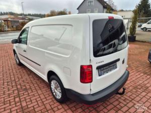 White Volkswagen Caddy 2020 in Kaunas, with an engine capacity of 2.00 L and mileage of 56 thousand km for 21594 €, photo 12 on AUTOMOTO.COM.LV