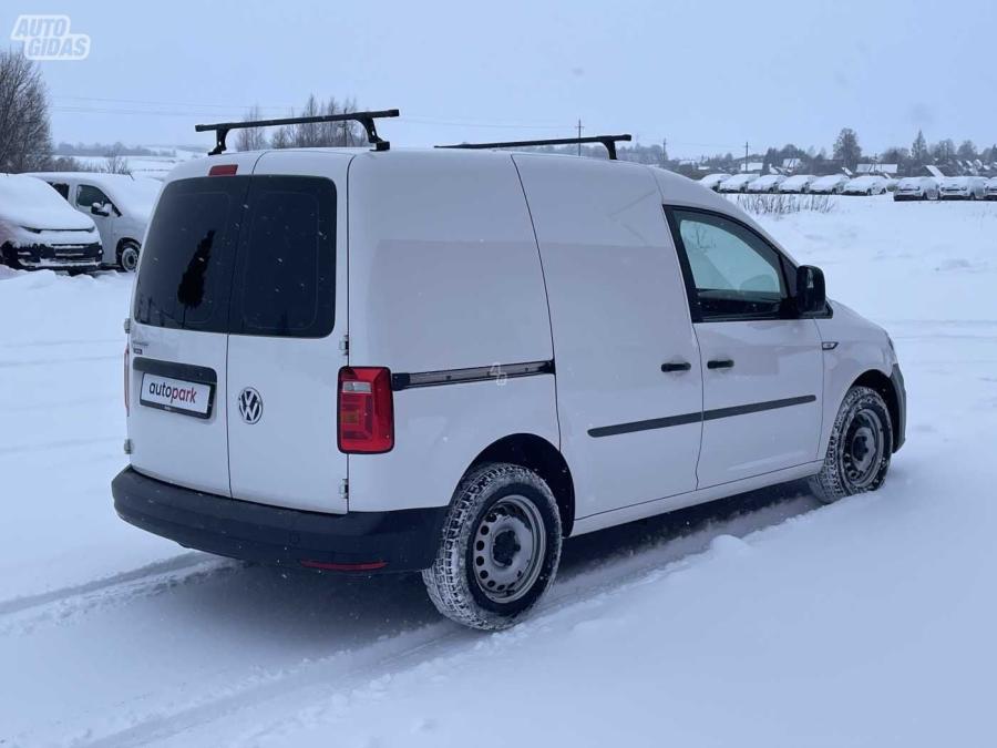 Balts Volkswagen Caddy 2020 Viļņa, ar dzinēja tilpumu 2.00 L un nobraukumu 99 tūkst. km par 9900 €, foto 4 vietnē AUTOMOTO.COM.LV