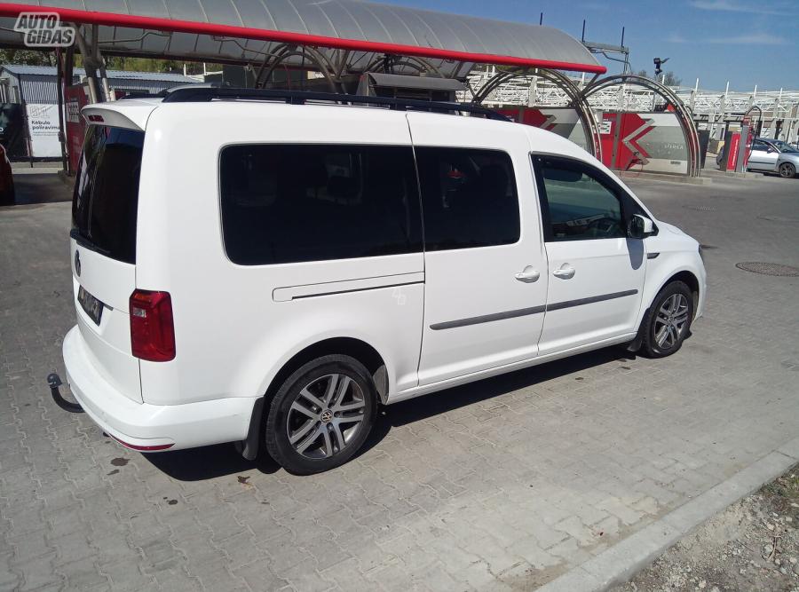 White Volkswagen Caddy 2020 in Kaunas, with an engine capacity of 2.00 L and mileage of 395 thousand km for 10500 €, photo 4 on AUTOMOTO.COM.LV