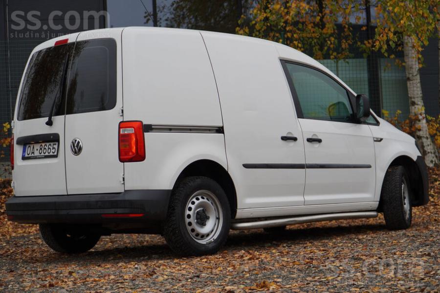 White Volkswagen Caddy 2020 in Riga, with an engine capacity of 2.00 L and mileage of 242 thousand km for 8990 €, photo 7 on AUTOMOTO.COM.LV