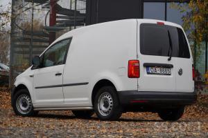 White Volkswagen Caddy 2020 in Riga, with an engine capacity of 2.00 L and mileage of 242 thousand km for 8990 €, photo 9 on AUTOMOTO.COM.LV