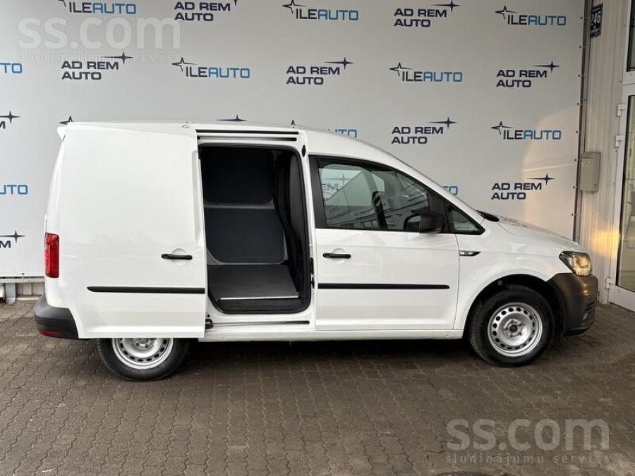 White Volkswagen Caddy 2020 in Riga, with an engine capacity of 2.00 L and mileage of 123 thousand km for 14500 €, photo 7 on AUTOMOTO.COM.LV