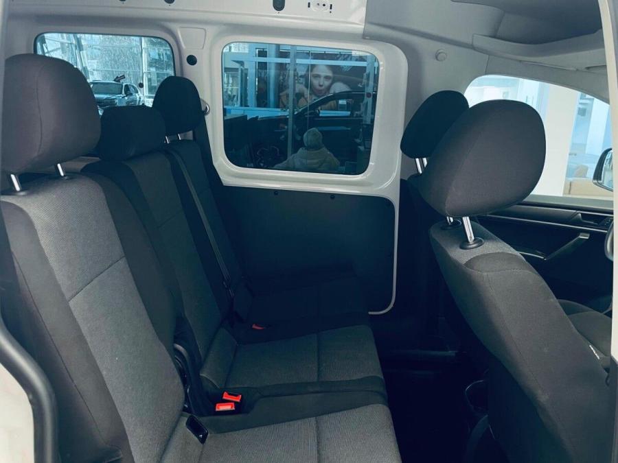 Balts Volkswagen Caddy 2020 Jehvi, ar dzinēja tilpumu 2.00 L un nobraukumu 151 tūkst. km par 11850 €, foto 12 vietnē AUTOMOTO.COM.LV