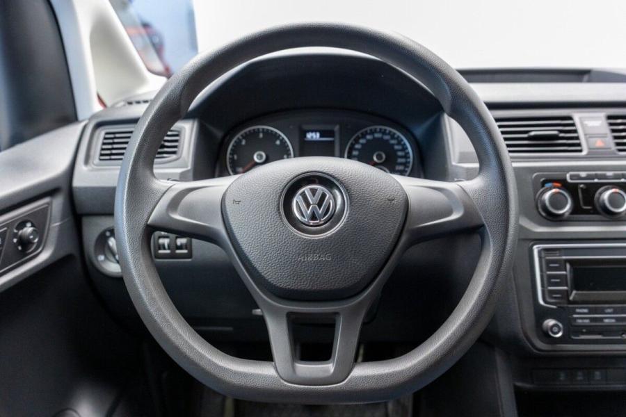 Balts Volkswagen Caddy 2020 Jehvi, ar dzinēja tilpumu 2.00 L un nobraukumu 151 tūkst. km par 11850 €, foto 31 vietnē AUTOMOTO.COM.LV