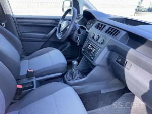 White Volkswagen Caddy 2020 in Riga, with an engine capacity of 1.00 L and mileage of 122 thousand km for 9990 €, photo 9 on AUTOMOTO.COM.LV