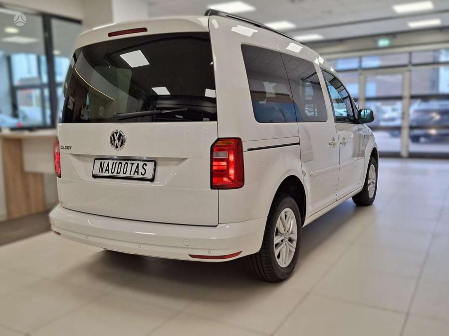 White Volkswagen Caddy 2020 in Kaunas, with an engine capacity of 1.97 L and mileage of 186 thousand km for 14900 €, photo 5 on AUTOMOTO.COM.LV