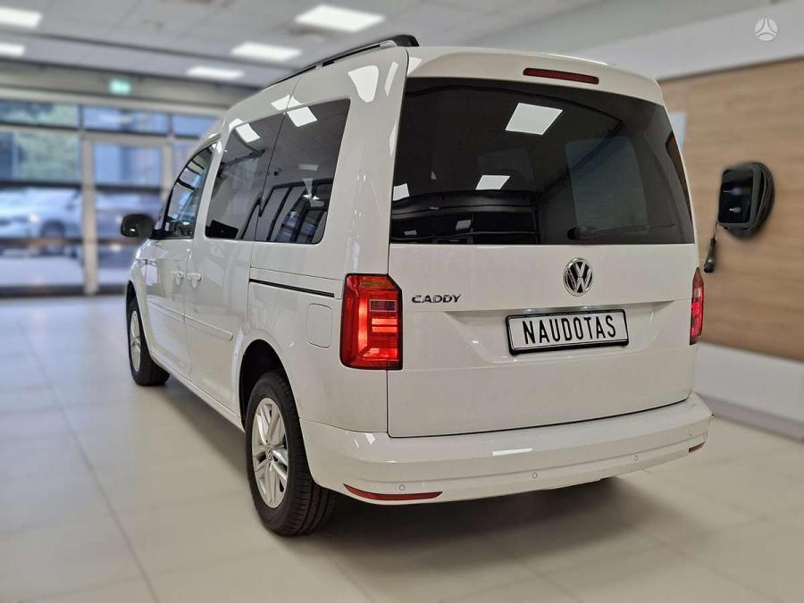 White Volkswagen Caddy 2020 in Kaunas, with an engine capacity of 1.97 L and mileage of 186 thousand km for 14900 €, photo 7 on AUTOMOTO.COM.LV