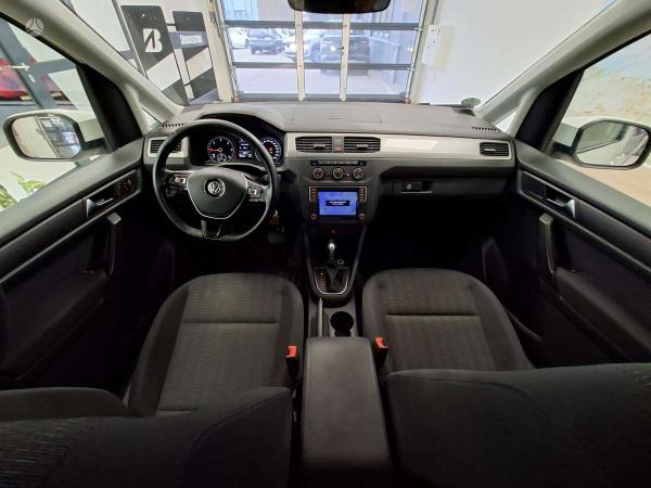 White Volkswagen Caddy 2020 in Kaunas, with an engine capacity of 1.97 L and mileage of 186 thousand km for 14900 €, photo 7 on AUTOMOTO.COM.LV