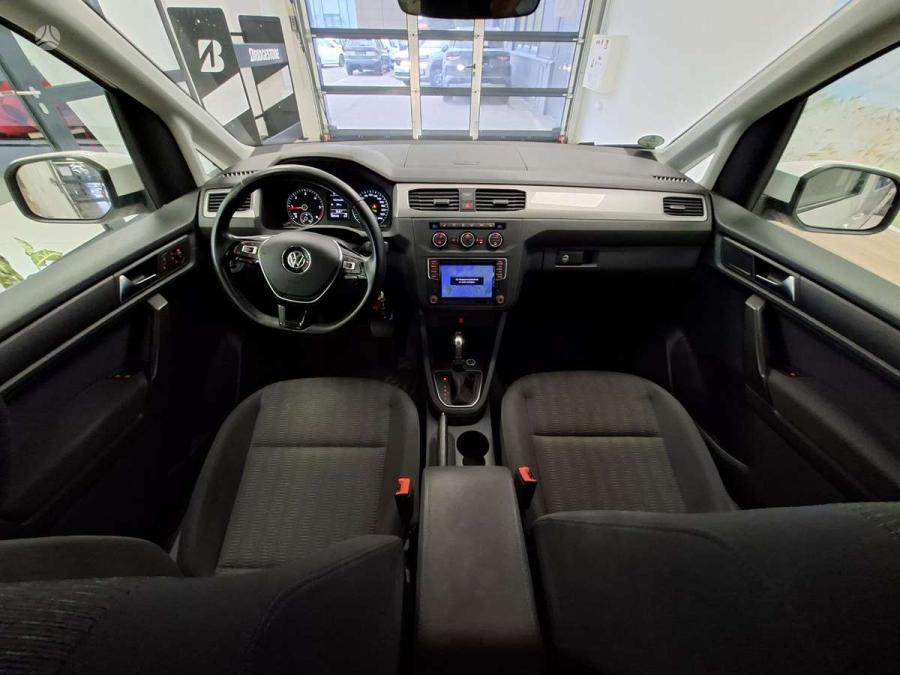 White Volkswagen Caddy 2020 in Kaunas, with an engine capacity of 1.97 L and mileage of 186 thousand km for 14900 €, photo 8 on AUTOMOTO.COM.LV