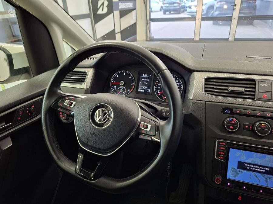 White Volkswagen Caddy 2020 in Kaunas, with an engine capacity of 1.97 L and mileage of 186 thousand km for 14900 €, photo 9 on AUTOMOTO.COM.LV