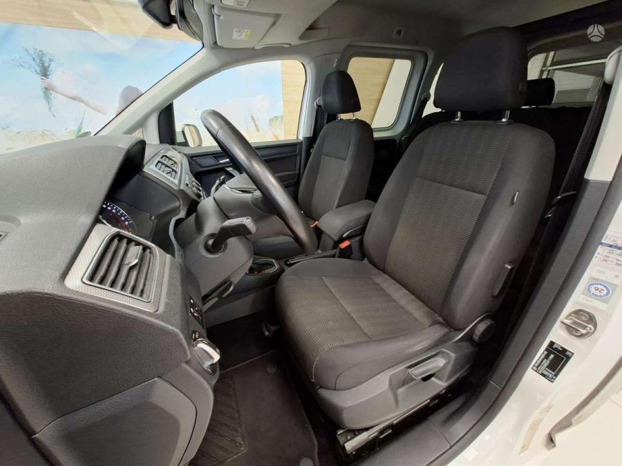 White Volkswagen Caddy 2020 in Kaunas, with an engine capacity of 1.97 L and mileage of 186 thousand km for 14900 €, photo 21 on AUTOMOTO.COM.LV