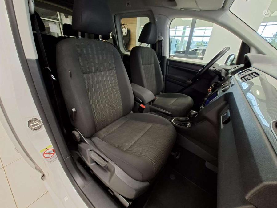 White Volkswagen Caddy 2020 in Kaunas, with an engine capacity of 1.97 L and mileage of 186 thousand km for 14900 €, photo 23 on AUTOMOTO.COM.LV