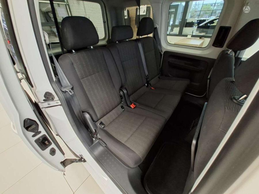 White Volkswagen Caddy 2020 in Kaunas, with an engine capacity of 1.97 L and mileage of 186 thousand km for 14900 €, photo 25 on AUTOMOTO.COM.LV