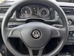 White Volkswagen Caddy 2020 in Vilnius, with an engine capacity of 2.00 L and mileage of 44 thousand km for 14500 €, photo 9 on AUTOMOTO.COM.LV