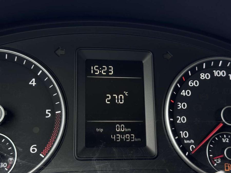 White Volkswagen Caddy 2020 in Vilnius, with an engine capacity of 2.00 L and mileage of 44 thousand km for 14500 €, photo 10 on AUTOMOTO.COM.LV