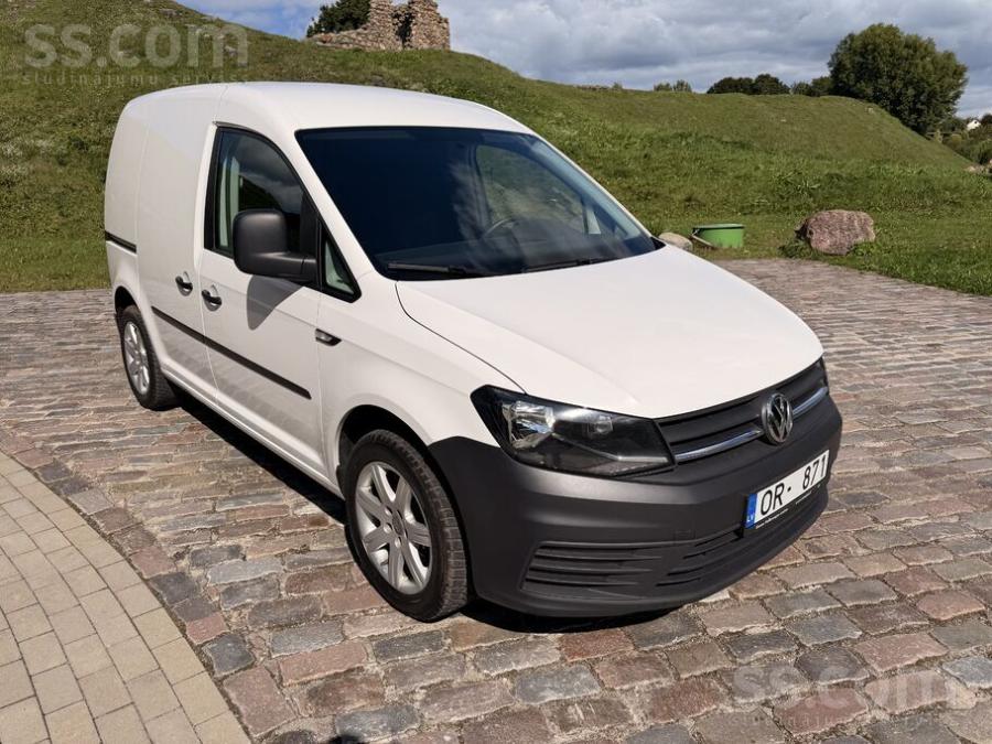 Balts Volkswagen Caddy 2020 Rēzekne, ar dzinēja tilpumu 2.00 L un nobraukumu 0 tūkst. km par 9650 €, foto 4 vietnē AUTOMOTO.COM.LV