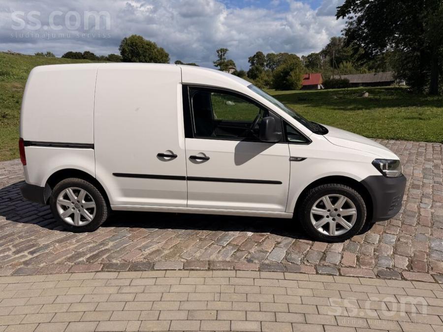 Balts Volkswagen Caddy 2020 Rēzekne, ar dzinēja tilpumu 2.00 L un nobraukumu 0 tūkst. km par 9650 €, foto 5 vietnē AUTOMOTO.COM.LV