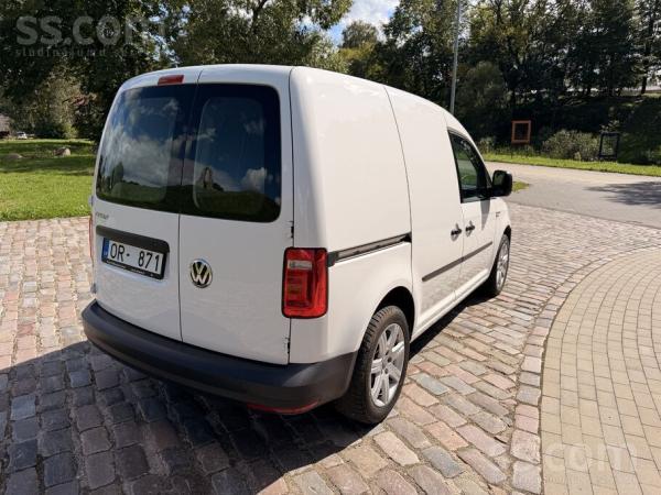 Balts Volkswagen Caddy 2020 Rēzekne, ar dzinēja tilpumu 2.00 L un nobraukumu 0 tūkst. km par 9650 €, foto 6 vietnē AUTOMOTO.COM.LV