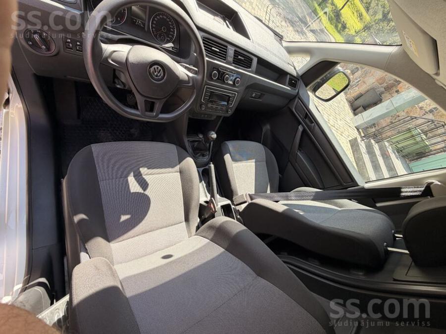 Balts Volkswagen Caddy 2020 Rēzekne, ar dzinēja tilpumu 2.00 L un nobraukumu 0 tūkst. km par 9650 €, foto 10 vietnē AUTOMOTO.COM.LV