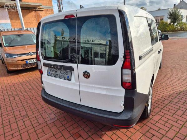 White Volkswagen Caddy 2021 in Kaunas, with an engine capacity of 2.00 L and mileage of 31 thousand km for 23374 €, photo 7 on AUTOMOTO.COM.LV