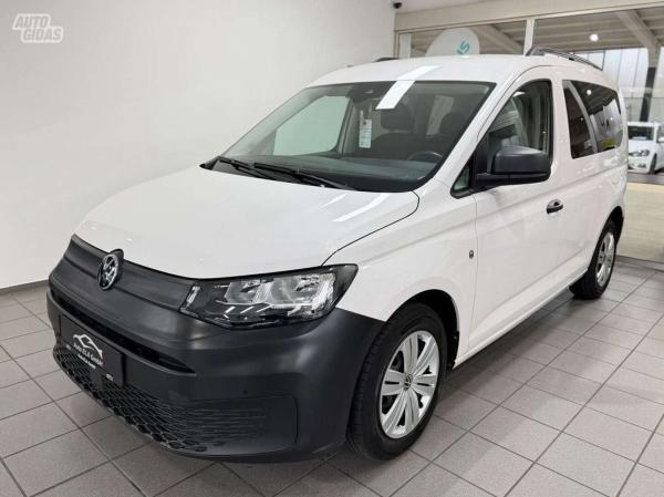 White Volkswagen Caddy 2021 in Kaunas, with an engine capacity of 2.00 L and mileage of 47 thousand km for 22735 €, photo 1 on AUTOMOTO.COM.LV