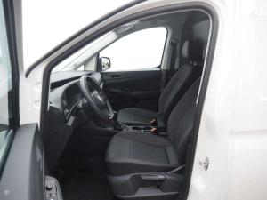 White Volkswagen Caddy 2021 in Vilnius, with an engine capacity of 1.97 L and mileage of 137 thousand km for 14500 €, photo 11 on AUTOMOTO.COM.LV