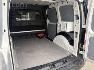 Balts Volkswagen Caddy 2021 Rīga, ar dzinēja tilpumu 2.00 L un nobraukumu 132 tūkst. km par 15000 €, foto 25 vietnē AUTOMOTO.COM.LV