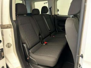 White Volkswagen Caddy 2021 in Vilnius, with an engine capacity of 1.97 L and mileage of 235 thousand km for 18800 €, photo 11 on AUTOMOTO.COM.LV