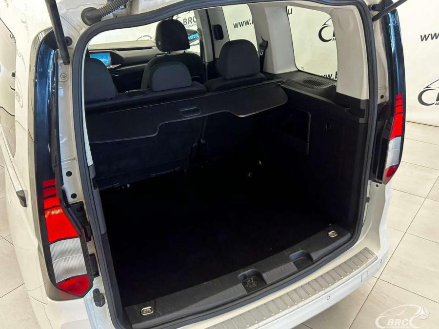 White Volkswagen Caddy 2021 in Vilnius, with an engine capacity of 1.97 L and mileage of 235 thousand km for 18800 €, photo 27 on AUTOMOTO.COM.LV