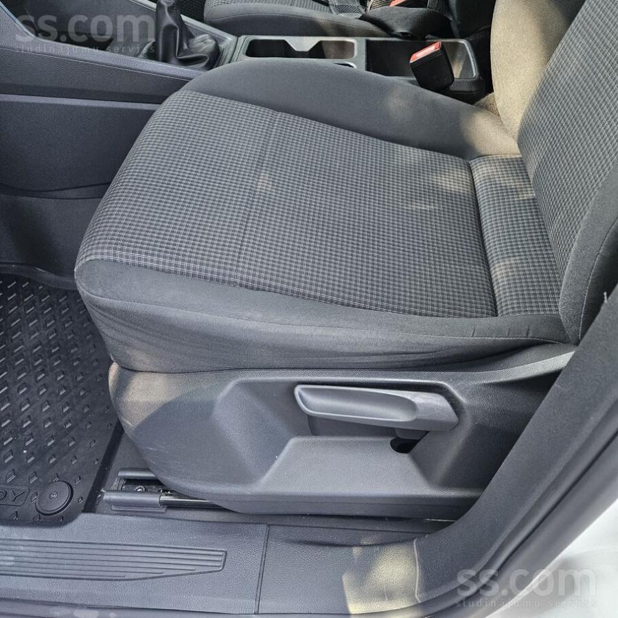 Balts Volkswagen Caddy 2021 Rīga, ar dzinēja tilpumu 2.00 L un nobraukumu 148 tūkst. km par 12000 €, foto 11 vietnē AUTOMOTO.COM.LV