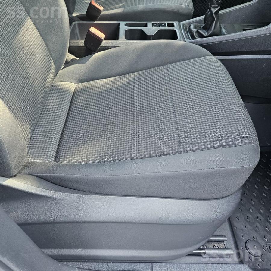 Balts Volkswagen Caddy 2021 Rīga, ar dzinēja tilpumu 2.00 L un nobraukumu 148 tūkst. km par 12000 €, foto 12 vietnē AUTOMOTO.COM.LV