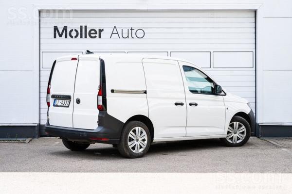 White Volkswagen Caddy 2021 in Riga, with an engine capacity of 2.00 L and mileage of 110 thousand km for 12950 €, photo 3 on AUTOMOTO.COM.LV