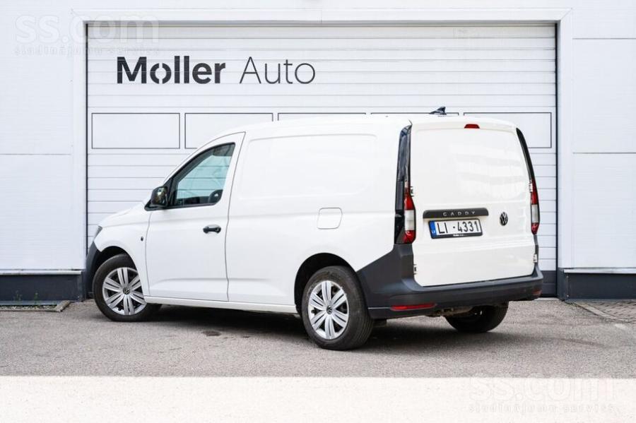 White Volkswagen Caddy 2021 in Riga, with an engine capacity of 2.00 L and mileage of 110 thousand km for 12950 €, photo 5 on AUTOMOTO.COM.LV