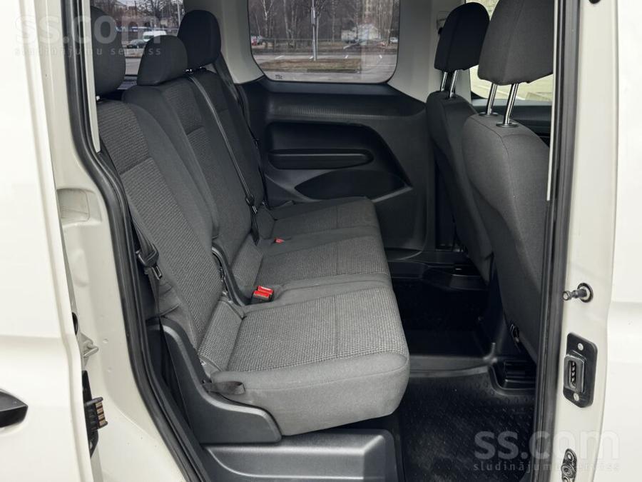 Balts Volkswagen Caddy 2021 Rīga, ar dzinēja tilpumu 2.00 L un nobraukumu 245 tūkst. km par 14900 €, foto 11 vietnē AUTOMOTO.COM.LV