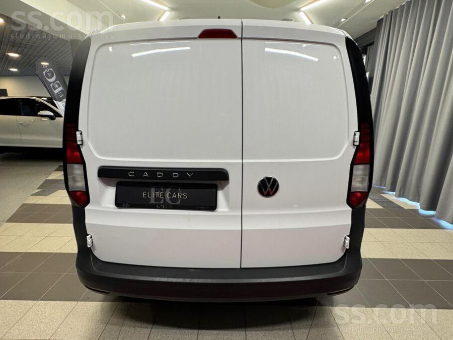 White Volkswagen Caddy 2022 in Riga, with an engine capacity of 2.00 L and mileage of 198 thousand km for 10490 €, photo 5 on AUTOMOTO.COM.LV
