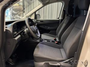 White Volkswagen Caddy 2022 in Riga, with an engine capacity of 2.00 L and mileage of 198 thousand km for 10490 €, photo 9 on AUTOMOTO.COM.LV