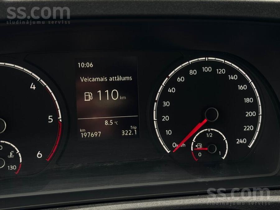 White Volkswagen Caddy 2022 in Riga, with an engine capacity of 2.00 L and mileage of 198 thousand km for 10490 €, photo 10 on AUTOMOTO.COM.LV