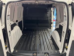 White Volkswagen Caddy 2022 in Riga, with an engine capacity of 2.00 L and mileage of 198 thousand km for 10490 €, photo 18 on AUTOMOTO.COM.LV