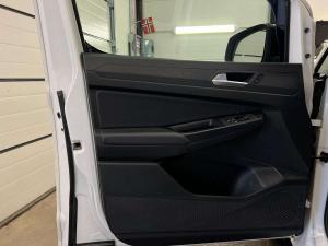 Balts Volkswagen Caddy 2022 Viļņa, ar dzinēja tilpumu 1.97 L un nobraukumu 197 tūkst. km par 18755 €, foto 15 vietnē AUTOMOTO.COM.LV