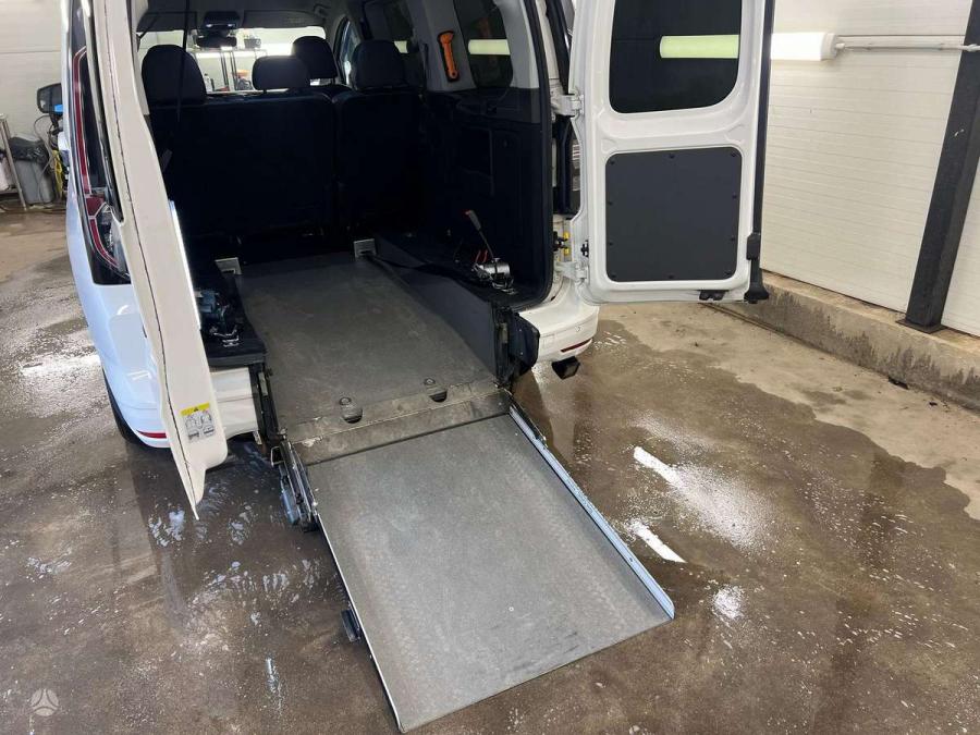 Balts Volkswagen Caddy 2022 Viļņa, ar dzinēja tilpumu 1.97 L un nobraukumu 197 tūkst. km par 18755 €, foto 32 vietnē AUTOMOTO.COM.LV