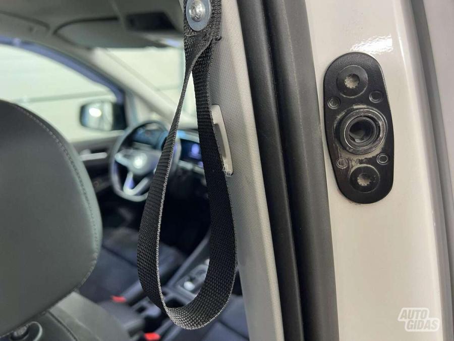 White Volkswagen Caddy 2022 in Aukstieji Rusokai, with an engine capacity of 2.00 L and mileage of 197 thousand km for 18755 €, photo 35 on AUTOMOTO.COM.LV