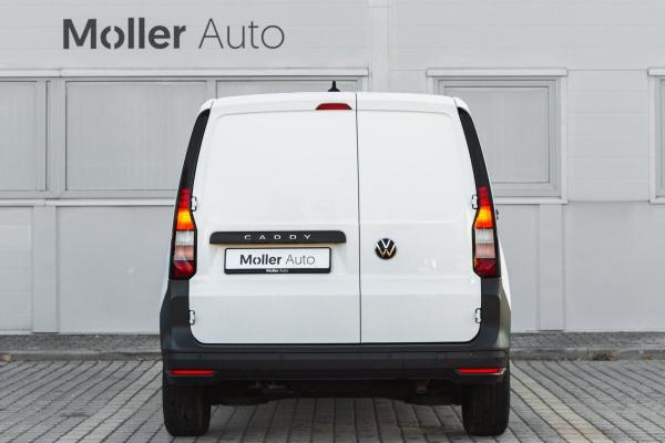 Balts Volkswagen Caddy 2022 Ventspils, ar dzinēja tilpumu 2.00 L un nobraukumu 41 tūkst. km par 16400 €, foto 5 vietnē AUTOMOTO.COM.LV