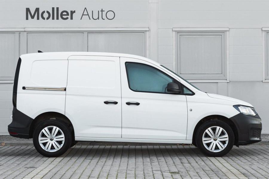 Balts Volkswagen Caddy 2022 Ventspils, ar dzinēja tilpumu 2.00 L un nobraukumu 41 tūkst. km par 16400 €, foto 7 vietnē AUTOMOTO.COM.LV